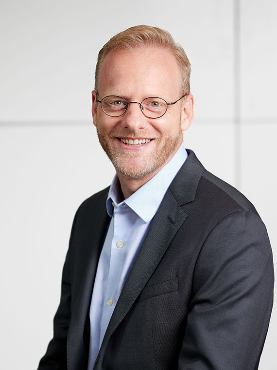 执行指导委员会